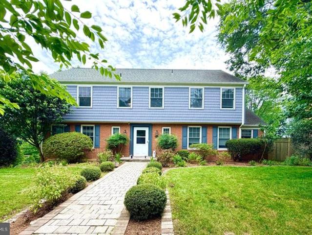 6012 Overlea Rd, Bethesda, MD 20816