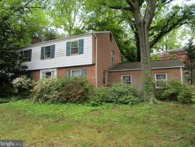 6012 Beech Ave, Bethesda, MD 20817