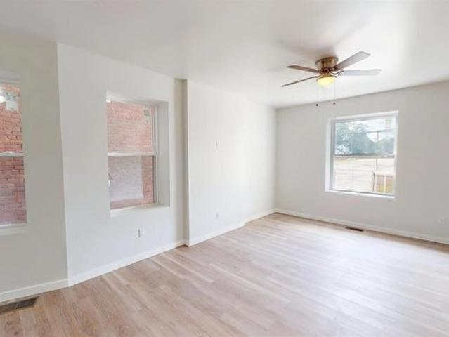 6012 Prentice St, Cincinnati, OH 45227