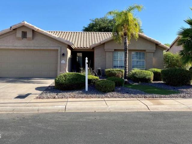 6012 W Blackhawk Dr, Glendale, AZ 85308