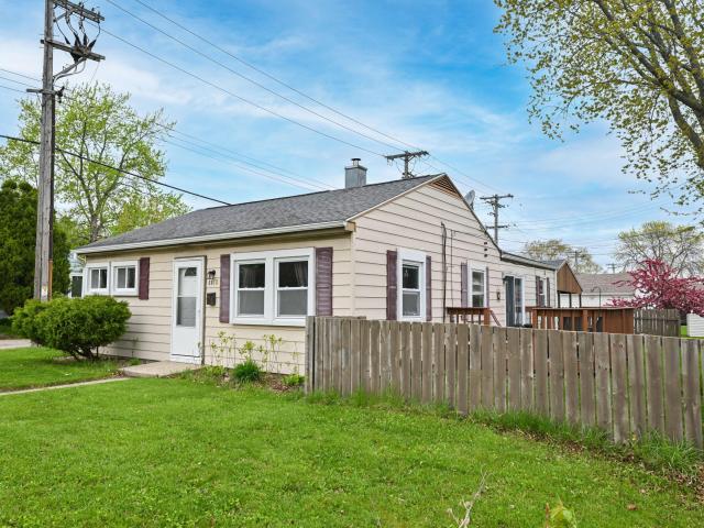 6012 W Morgan Ave, Milwaukee, WI 53219 | MLS #1960 | Compass