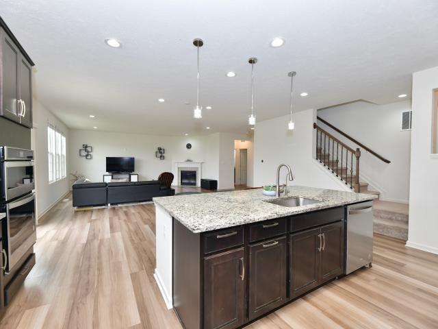 6013 Meadowview