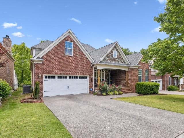 6013 Christmas Dr