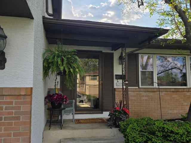 6013 Darby Lane