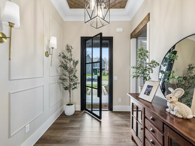 6013 Emma Victoria Dr