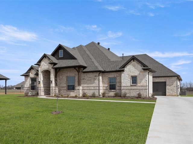 6013 Valley View Dr, Joshua, TX 76058 | MLS #21239 | Compass