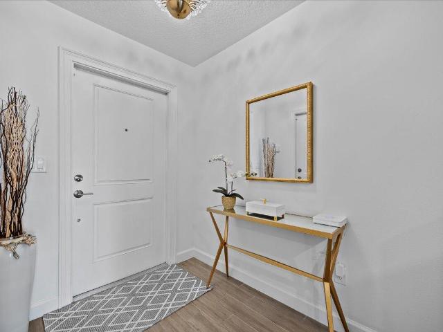 6013 Woods Edge Cir, Palm Beach Gardens, FL 33410 | MLS #R11158 | Compass
