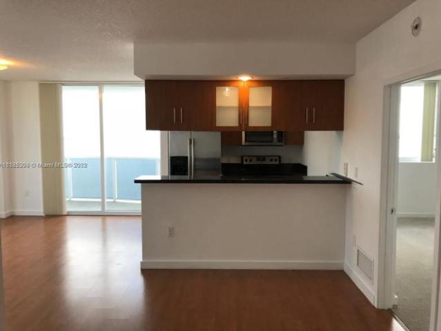 601 23rd St NE #1502, Miami, FL 33137
