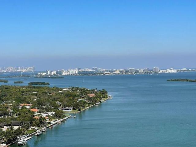601 36th St NE #2605, Miami, FL 33137
