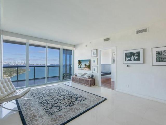 601 36 St NE #2509, Miami, FL 33137