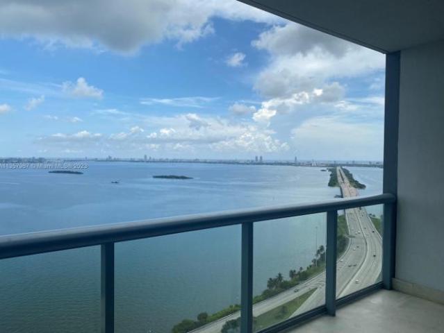 601 36 St NE #3310, Miami, FL 33137