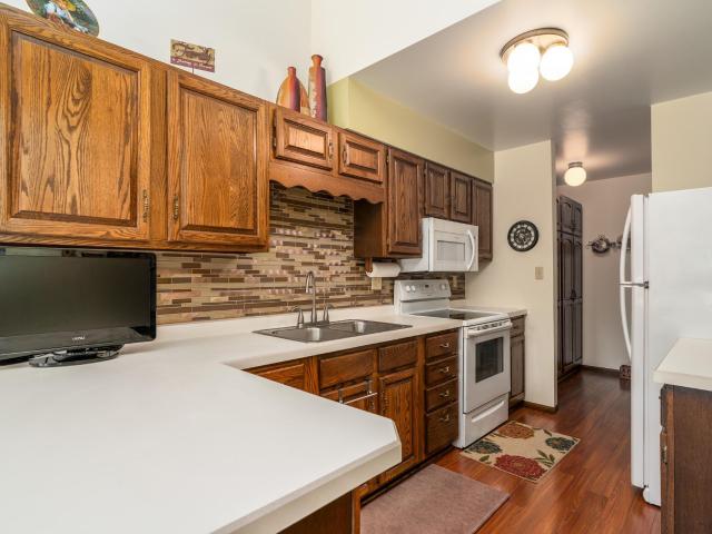 601 4th Avenue NE # 16