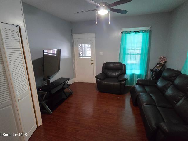 601 603 W Main Street