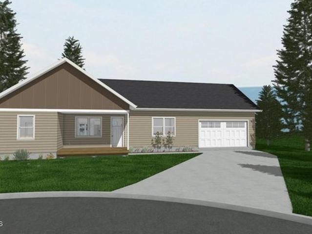 601 8th St, Mullan, ID 83846