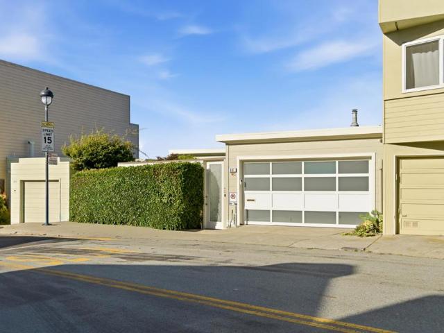 601 Corbett Avenue