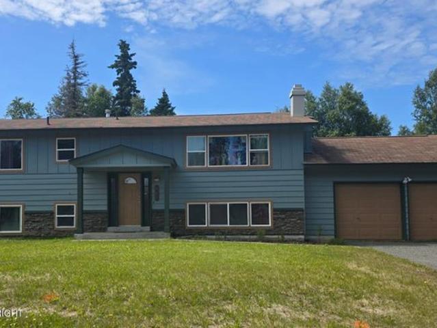 601 Cedar Dr, Kenai, AK 99611