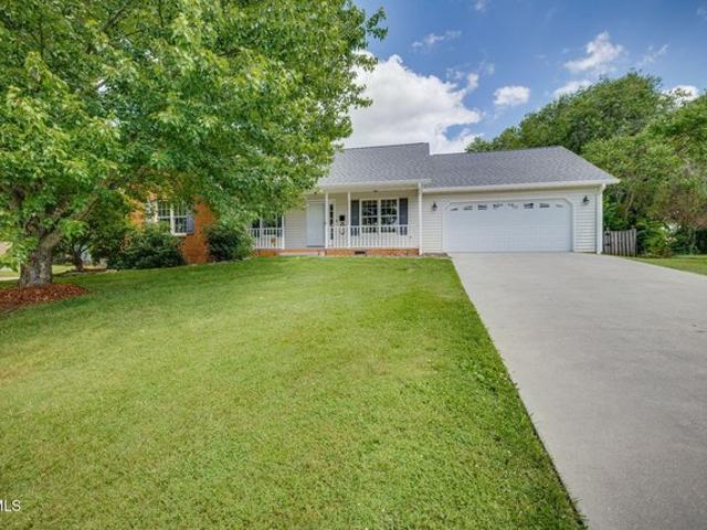 601 Crestview Dr, Johnson City, TN 37604
