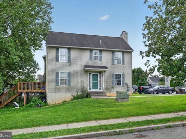 601 Abbe Ct, Freemansburg, PA 18017