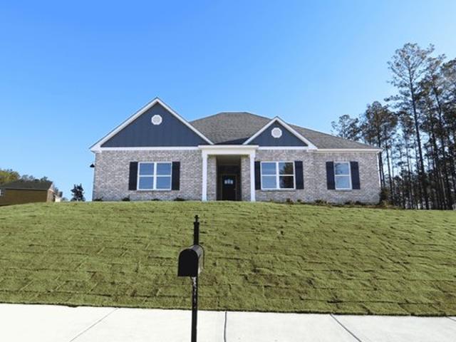 601 Acorn Ct, Calera, AL 35040