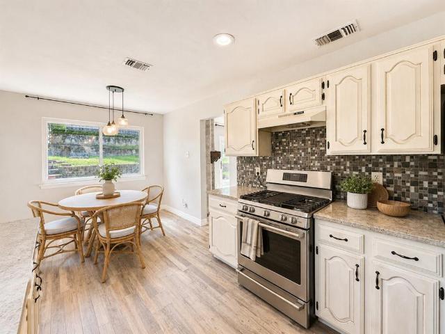 601 Ascot Drive