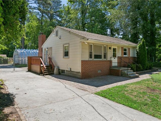 601 Bond AVE