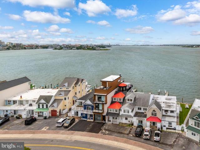 601 Bayshore Drive # 16