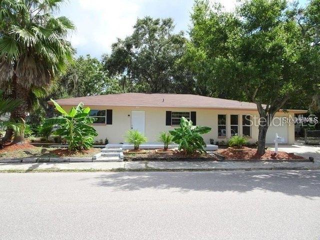 601 Banana St, Tarpon Springs, FL 34689