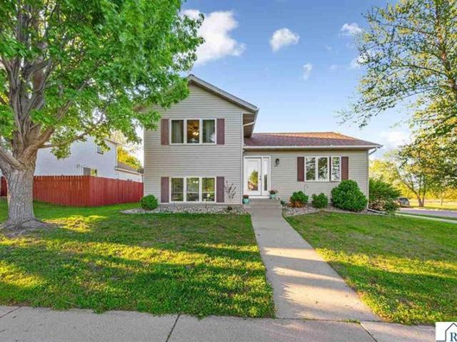 601 Bassford St, Saint Peter, MN 56082