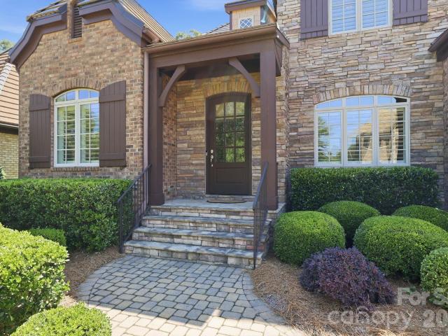 601 Belle Meade Court