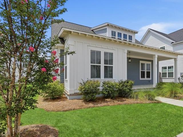 601 Blueway Ave, Summerville, SC 29486