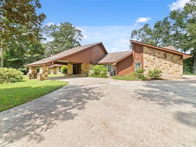601 Brandon Rd, Conroe, TX 77302