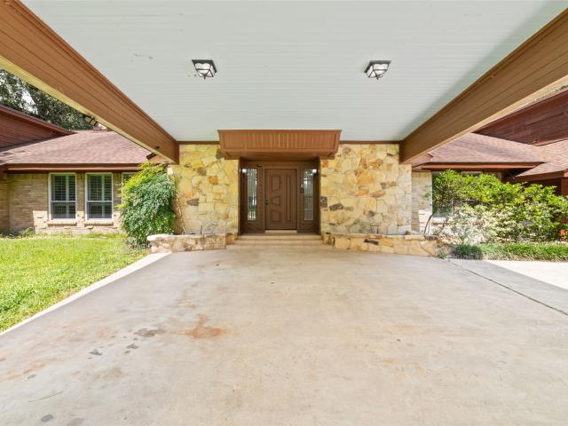 601 Brandon Rd, Conroe, TX 77302 | MLS #9907
