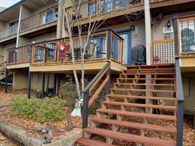 601 Dave Creek Pkwy, Fairfield Bay, AR 72088