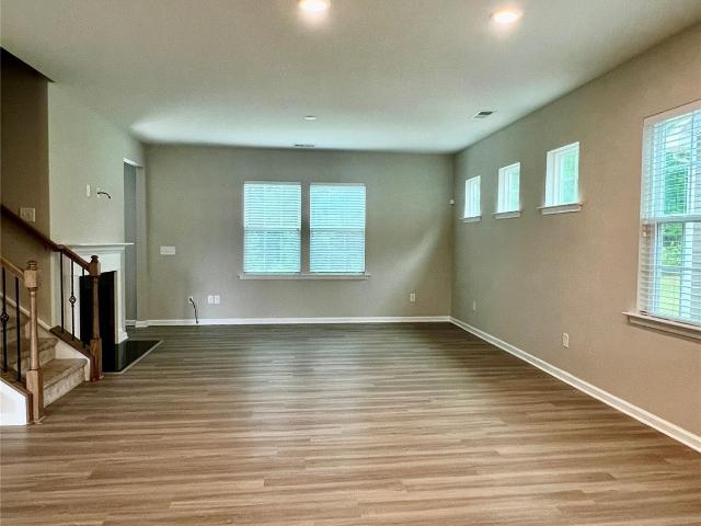601 Deep River Way