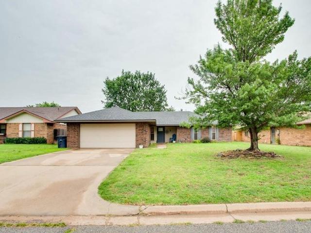601 Deer Run, Enid, OK 73703