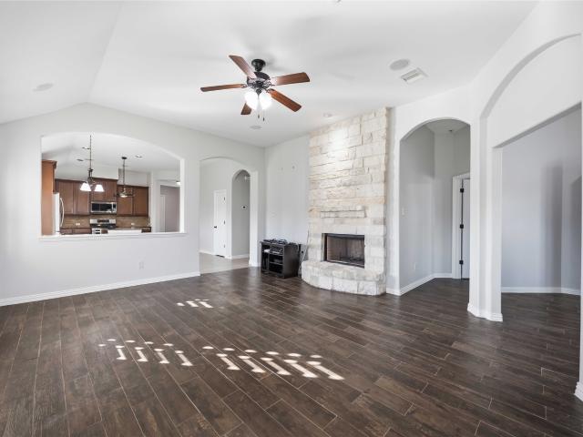 601 Dunlavy Lane