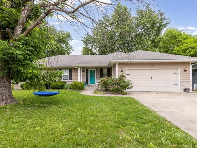 601 Dustin Dr, Columbia, MO 65203