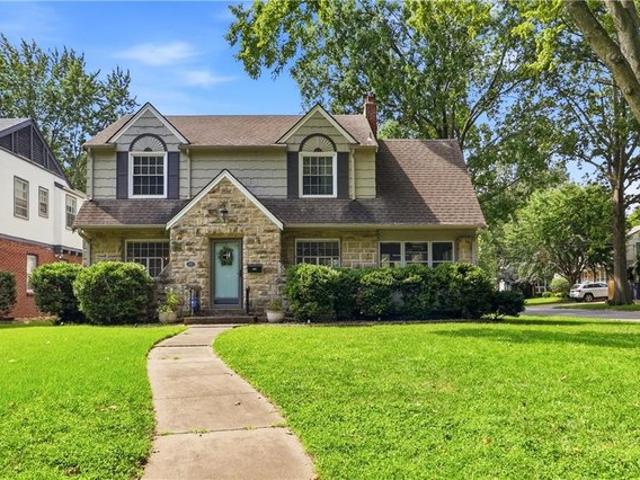601 E 74th St, Kansas City, MO 64131