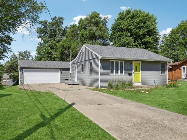 601 E 23rd St S, Newton, IA 50208