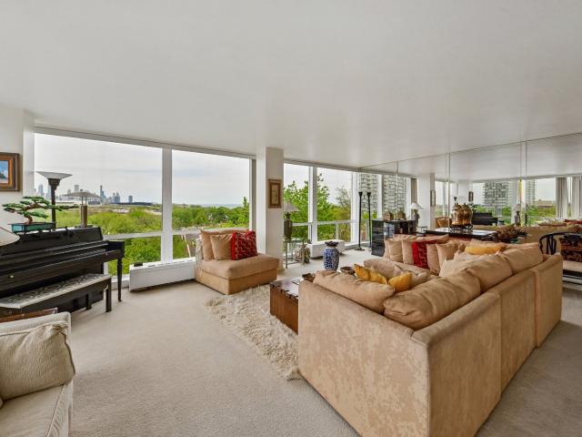601 E 32nd Street # 800