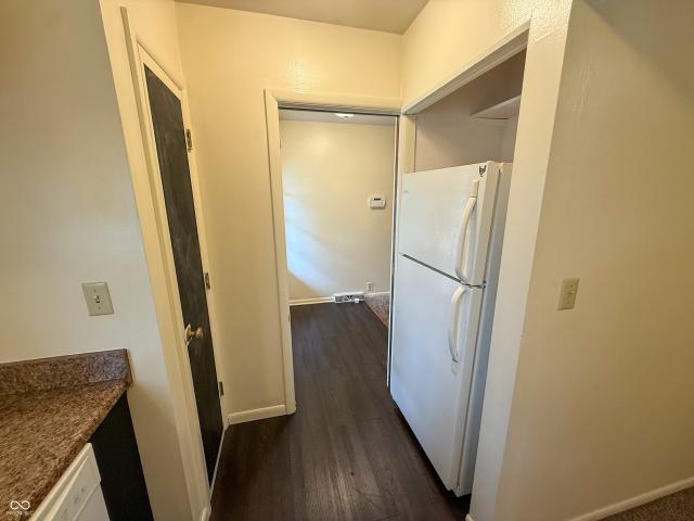 601 E Washington Street # 8