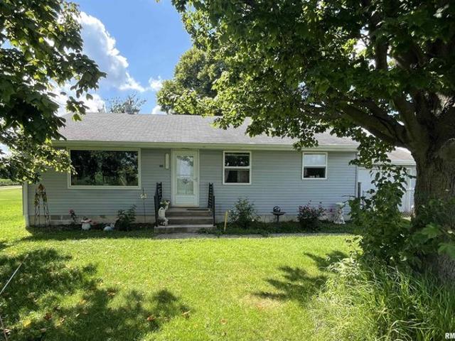 601 East St, North Henderson, IL 61466