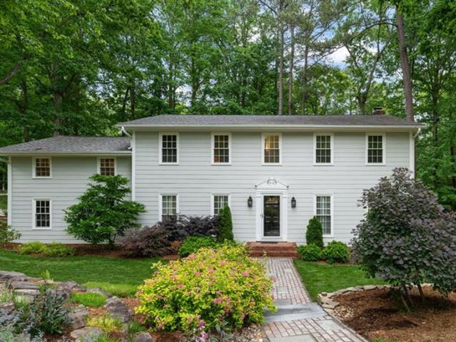 601 Ellynn Dr, Cary, NC 27511