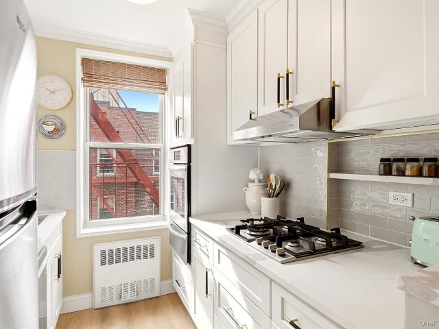 601 Kappock Street 6F