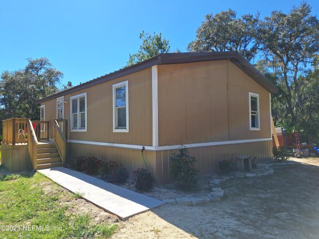 601 Hoover Rd, Interlachen, FL 32148 | MLS #1254