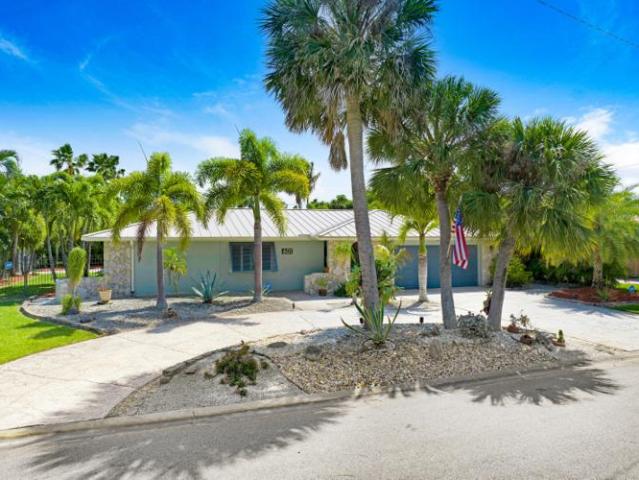 601 Hibiscus Trail, Melbourne Beach, FL 32951