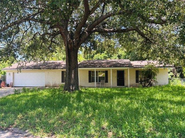 601 Hillcrest Ave, Titusville, FL 32796