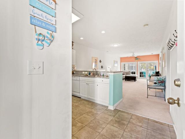 601 Hillside Ave. N 3822