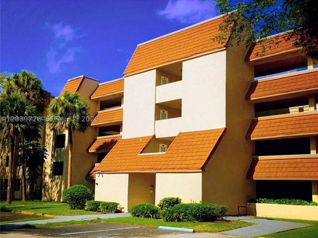 601 Ives Dairy Rd Unit 101 8, Miami, FL 33179