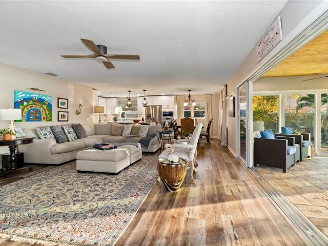 601 Lake Pansy Dr, Winter Haven, FL 33881 | MLS #P4937